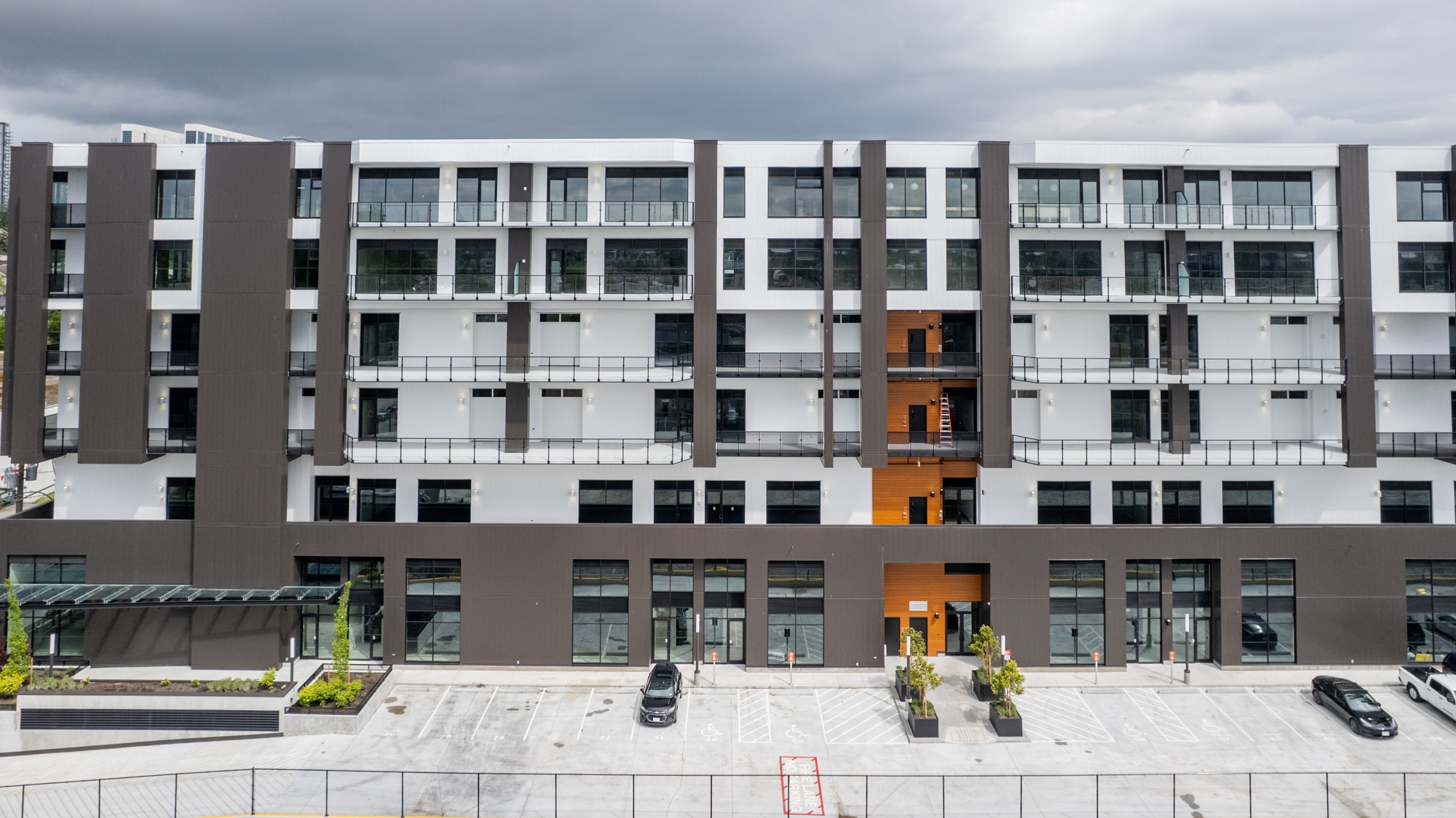 8250 Manitoba St, Vancouver, BC V5X 0L6 - Marine Landing - Building B | LoopNet Canada