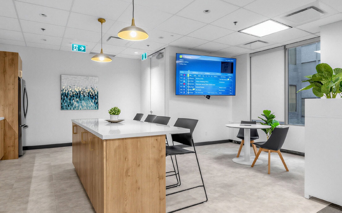 100 Yonge St, Toronto, ON M5C 2W1 - Office for Lease | LoopNet Canada