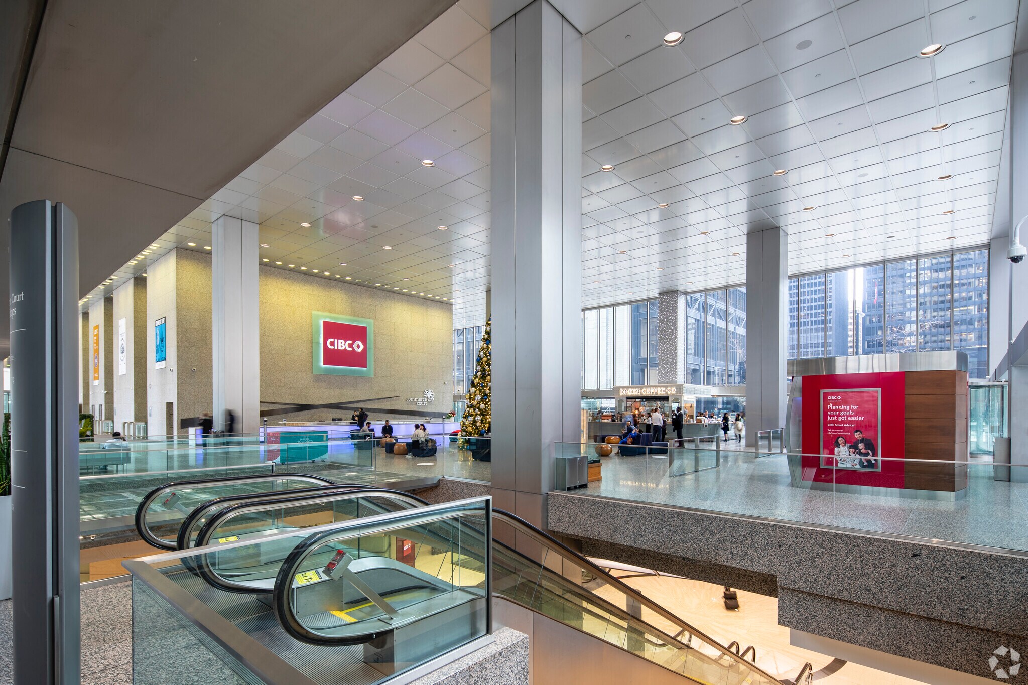 199 Bay St, Toronto, ON M5L 2A1 - Commerce Court West | LoopNet Canada