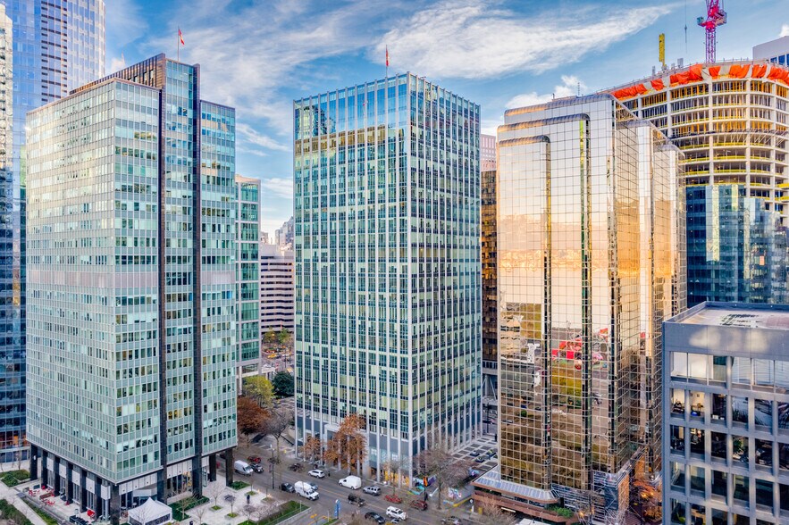 100 King St W, Toronto, ON M5X 1C9 - First Canadian Place | LoopNet Canada