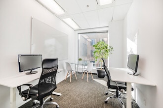 20 Bay St, Toronto, ON M5J 2N8 - The Rostie Group - 20 Bay Street, 11th ...