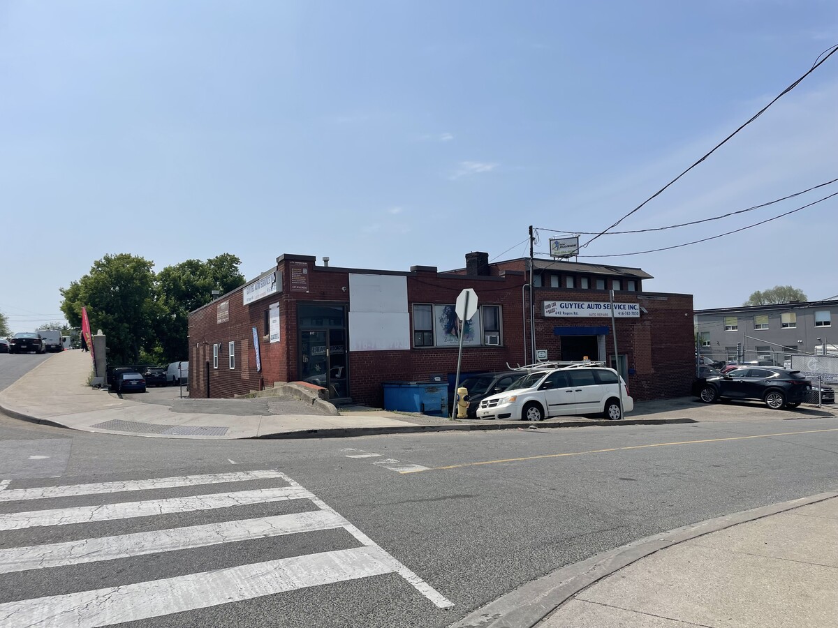 642 Rogers Rd, Toronto, ON M6M 1C2 | LoopNet Canada