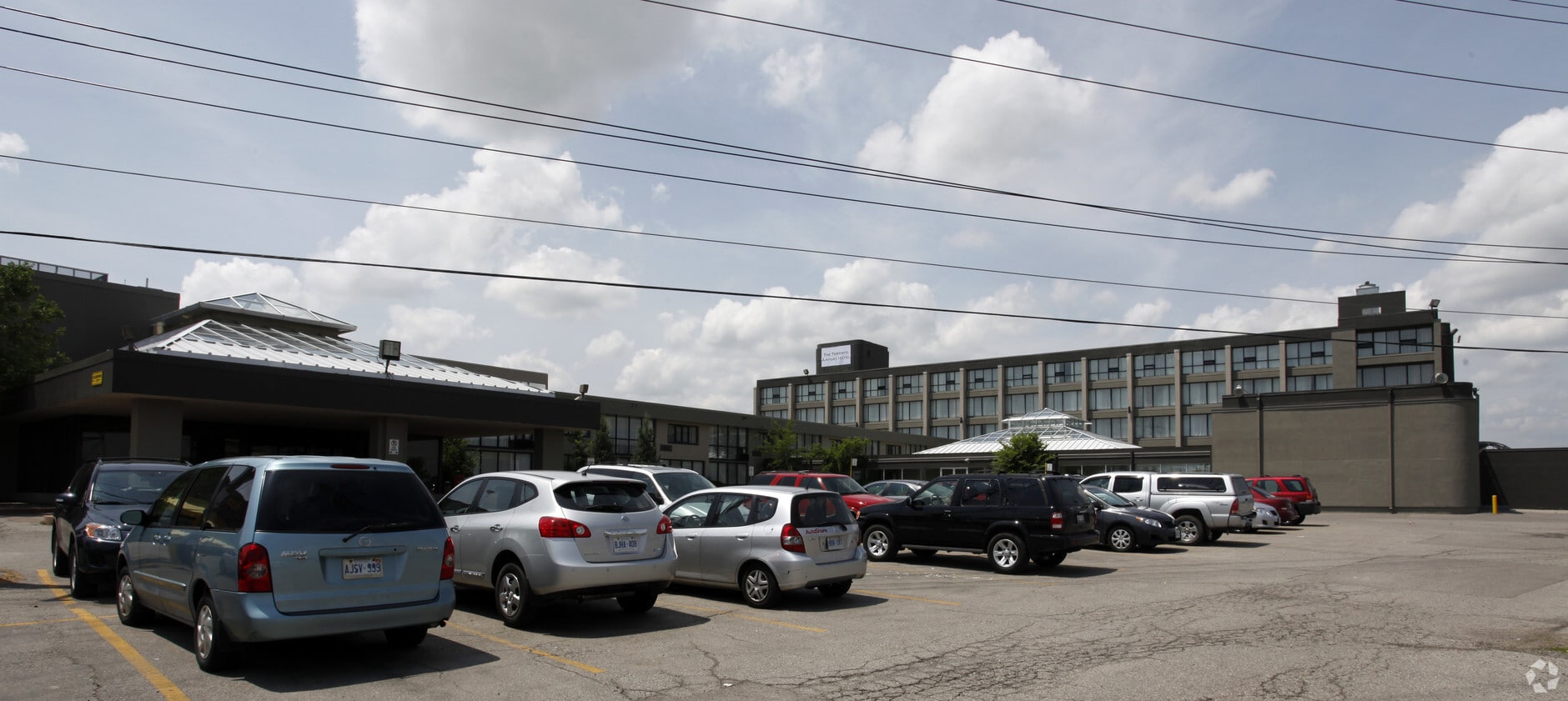 600 Dixon Rd, Toronto, ON M9W 1J1 - Holiday Inn Toronto Airport East ...