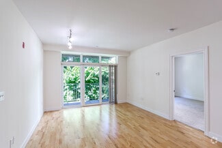 Apartment Buildings for Sale in 02420 (Lexington) | LoopNet.ca