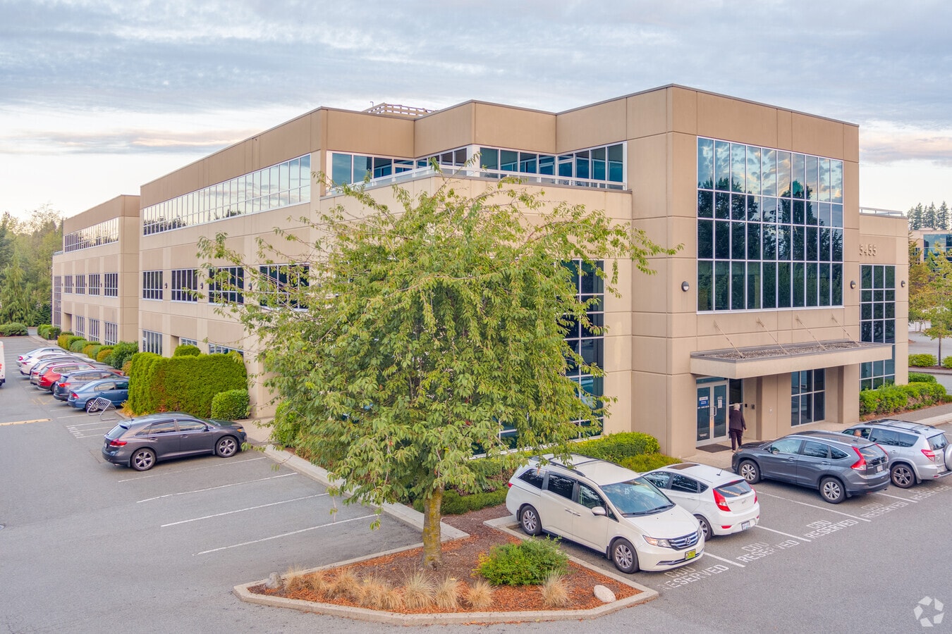 5455-5477 152 St, Surrey, BC V3S 5A5 - Office for Lease | LoopNet Canada