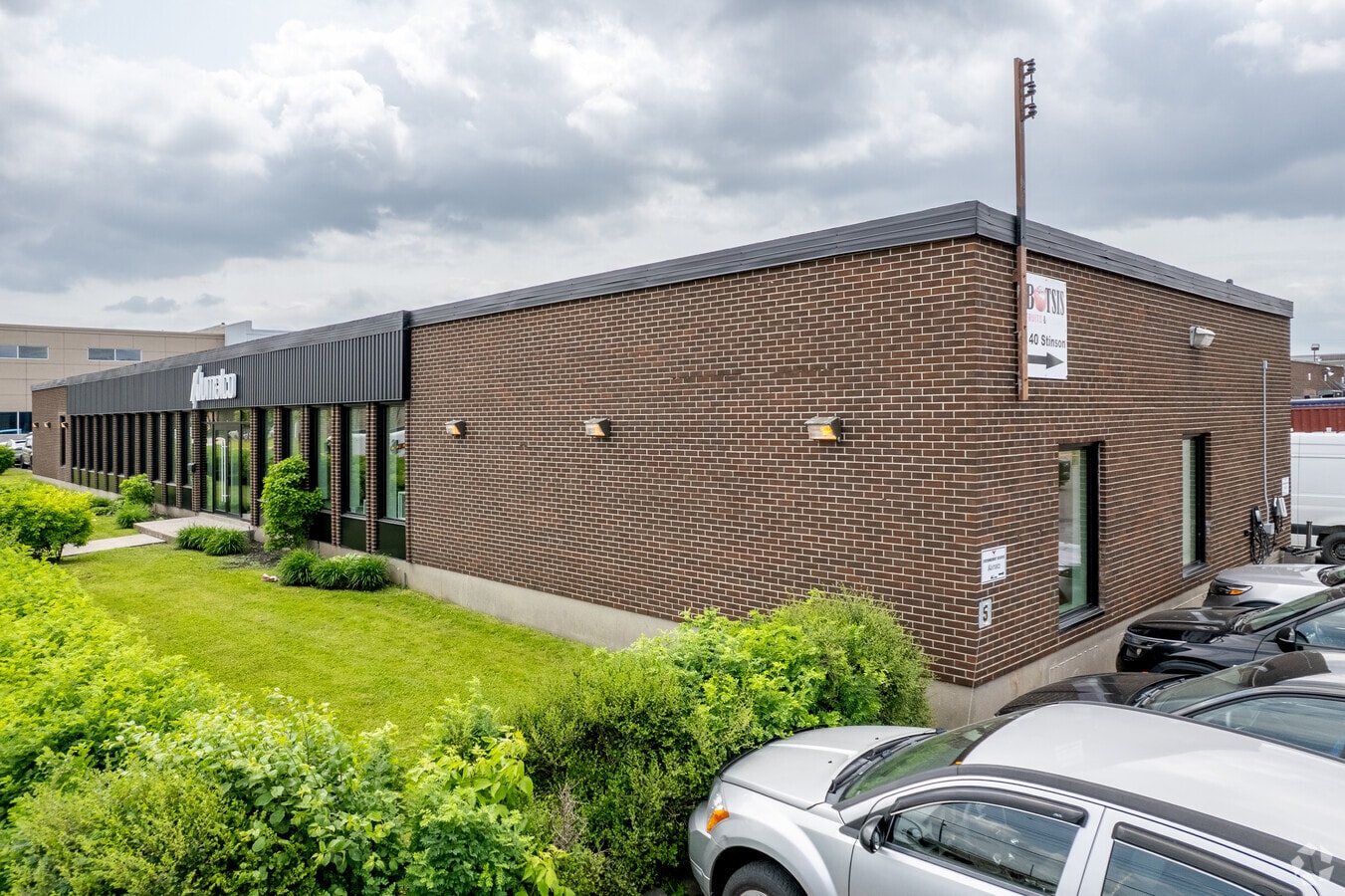 100 Rue Stinson, Montréal, QC H4N 2E7 - Industrial for Lease | LoopNet ...