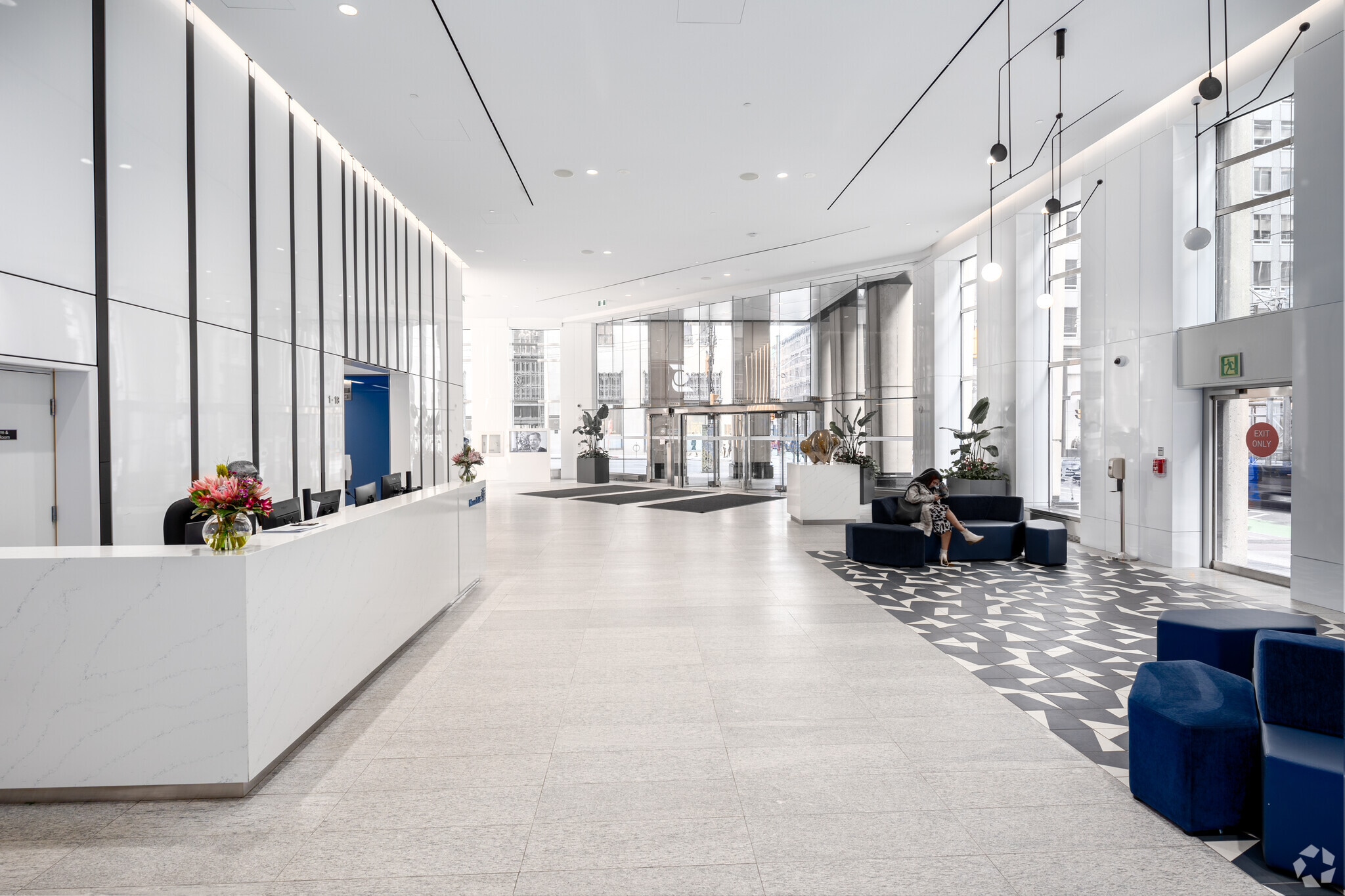 390 Bay St, Toronto, ON M5H 2Y2 - Office for Lease | LoopNet Canada