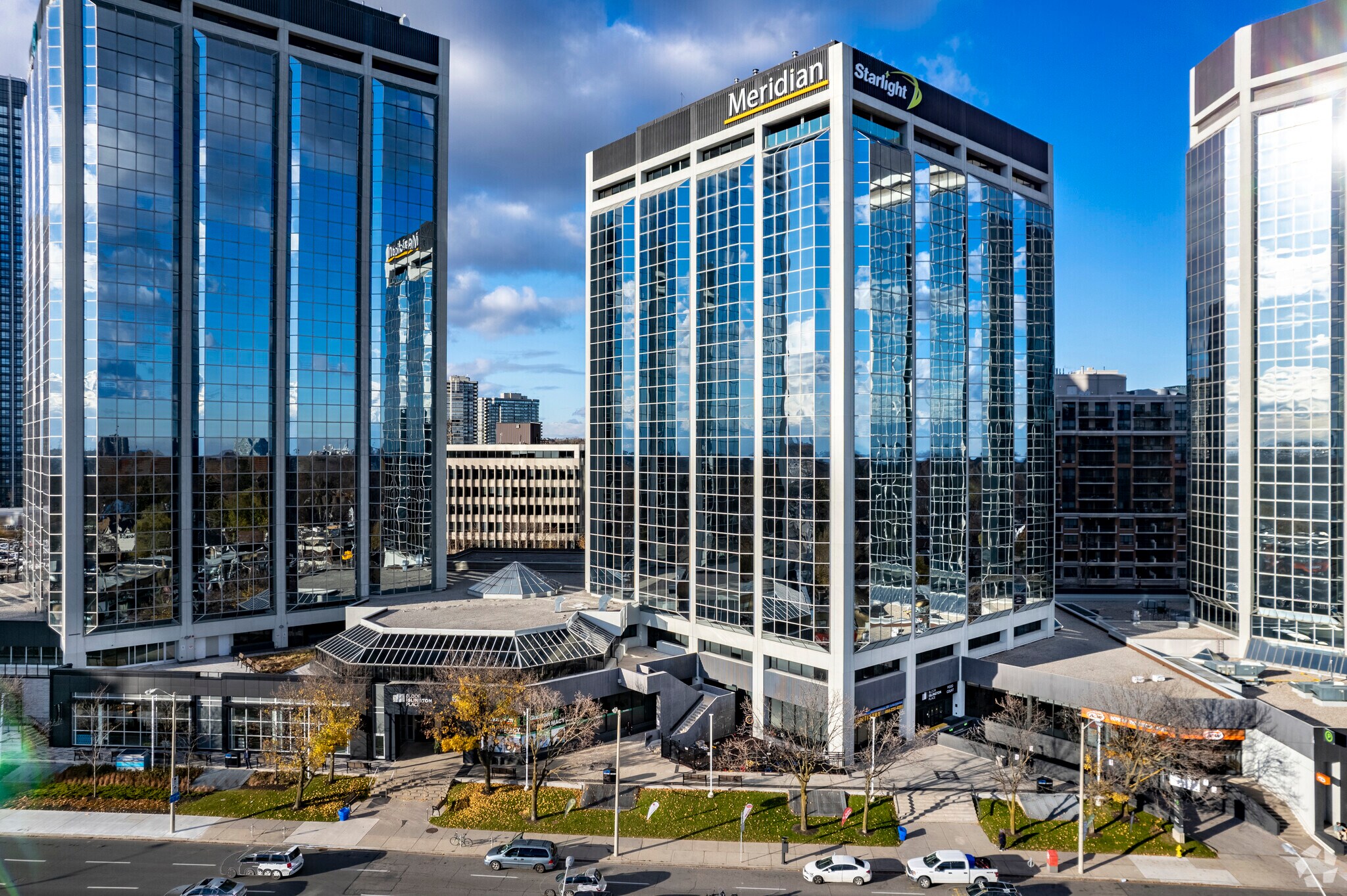 3280 Bloor St W, Toronto, ON M8X 2X3 - Centre Tower II | LoopNet Canada