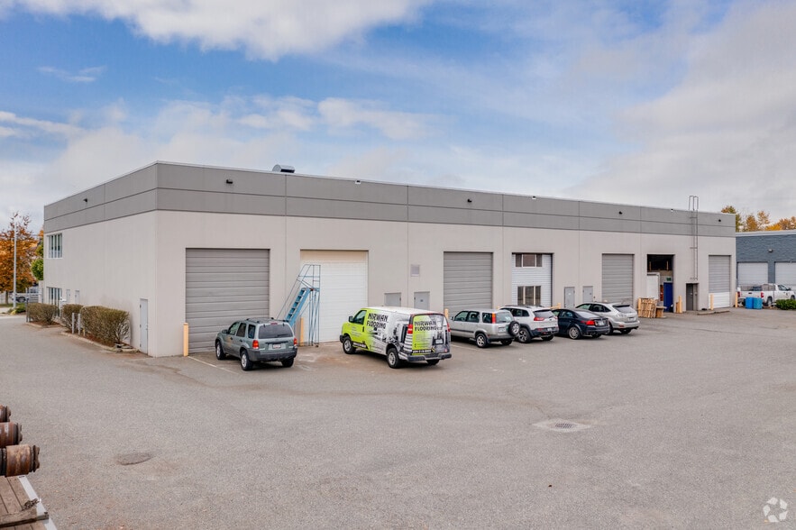 5492 Production Blvd, Surrey, BC V3S 8P5 - Industriel à Vendre ...