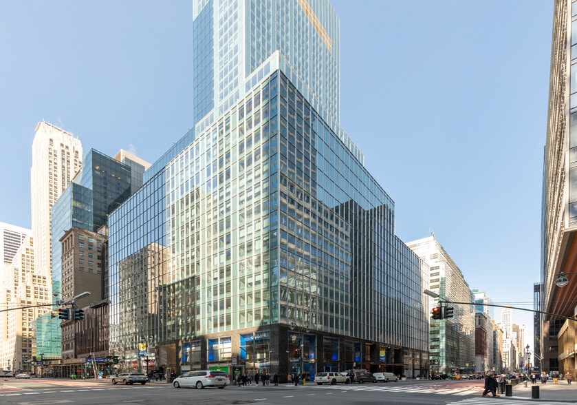 390 Bay St, Toronto, ON M5H 2Y2 - Office for Lease | LoopNet Canada