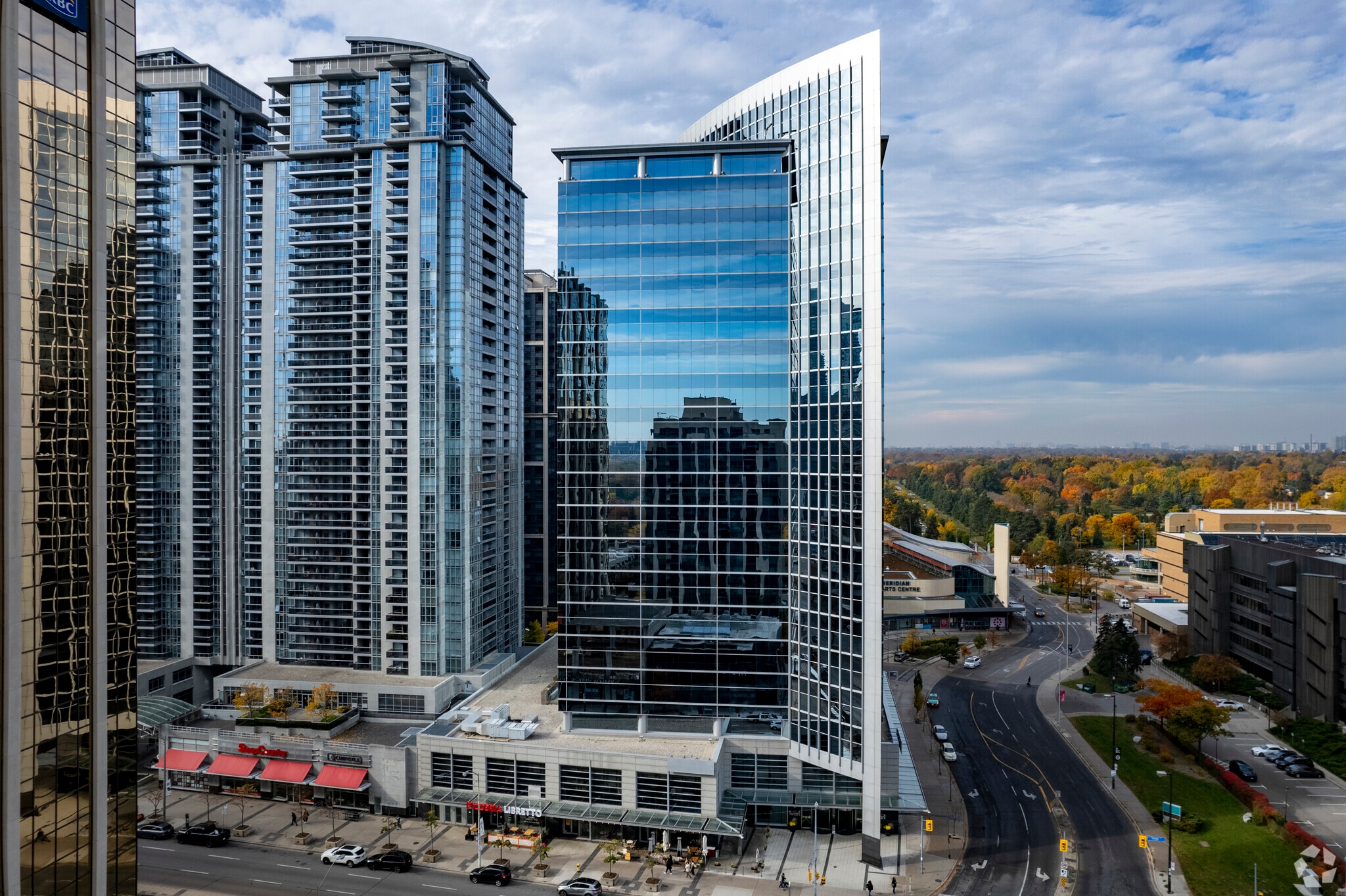 5000 Yonge St, Toronto, ON M2N 7E9 - Ivari Tower | LoopNet Canada