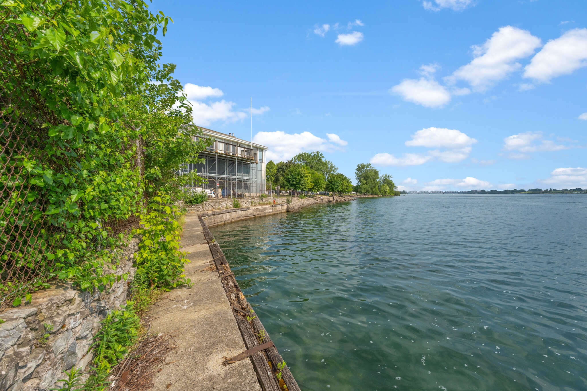 162 Niagara Blvd, Fort Erie, ON L2A 3G3 - 162 Niagara Boulevard, Fort ...