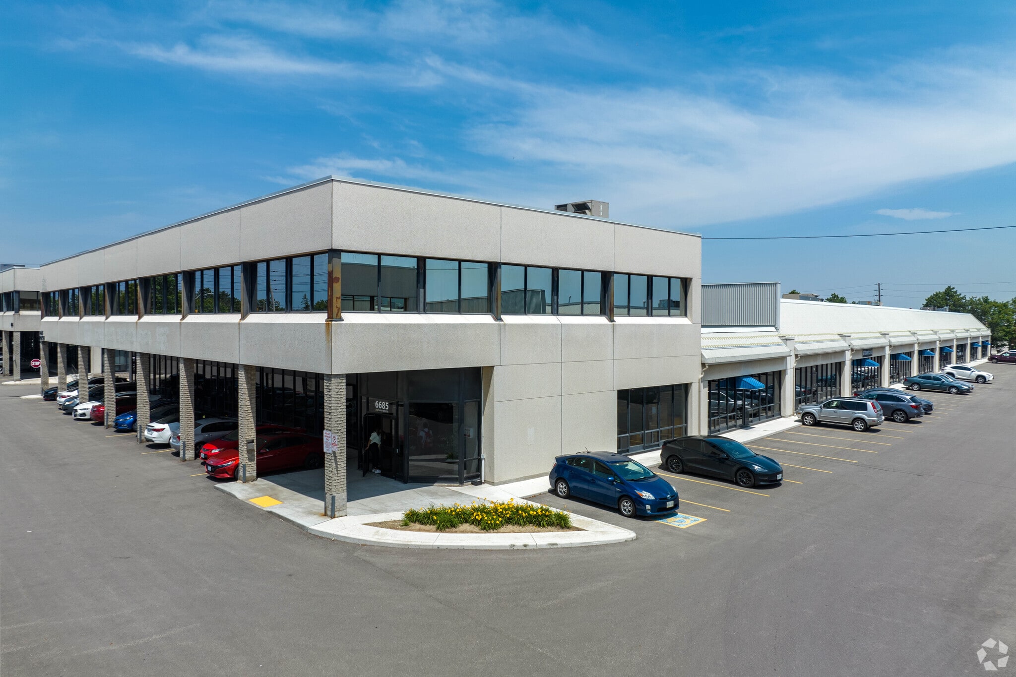 6625 Tomken Rd, Mississauga, ON L5T 2C2 - Westport Business Centre ...