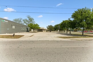 Lone Star (San Antonio) Showrooms for Sale | LoopNet