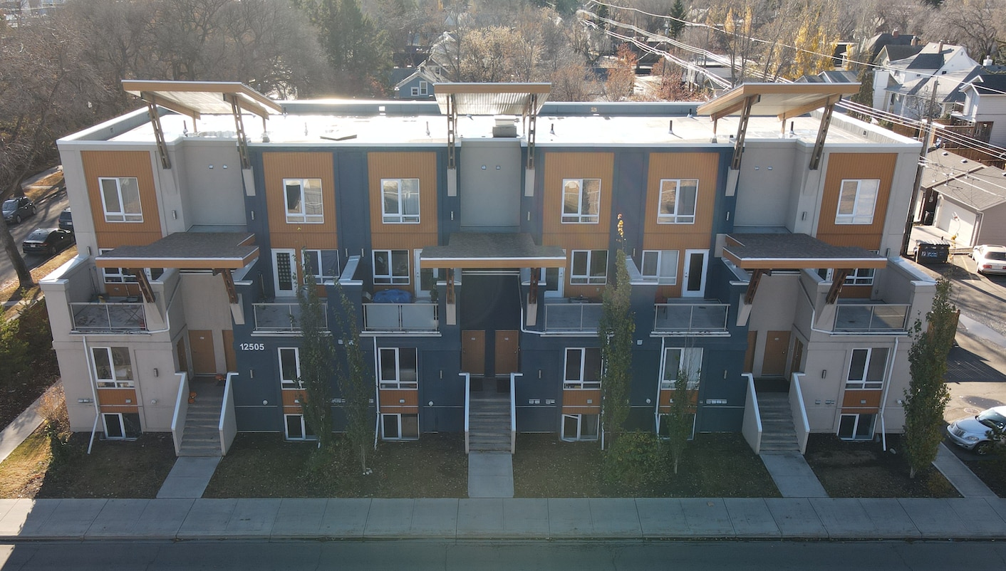 12505 111 Av NW, Edmonton, AB T5M 2B5 - Multifamily for Sale | LoopNet ...