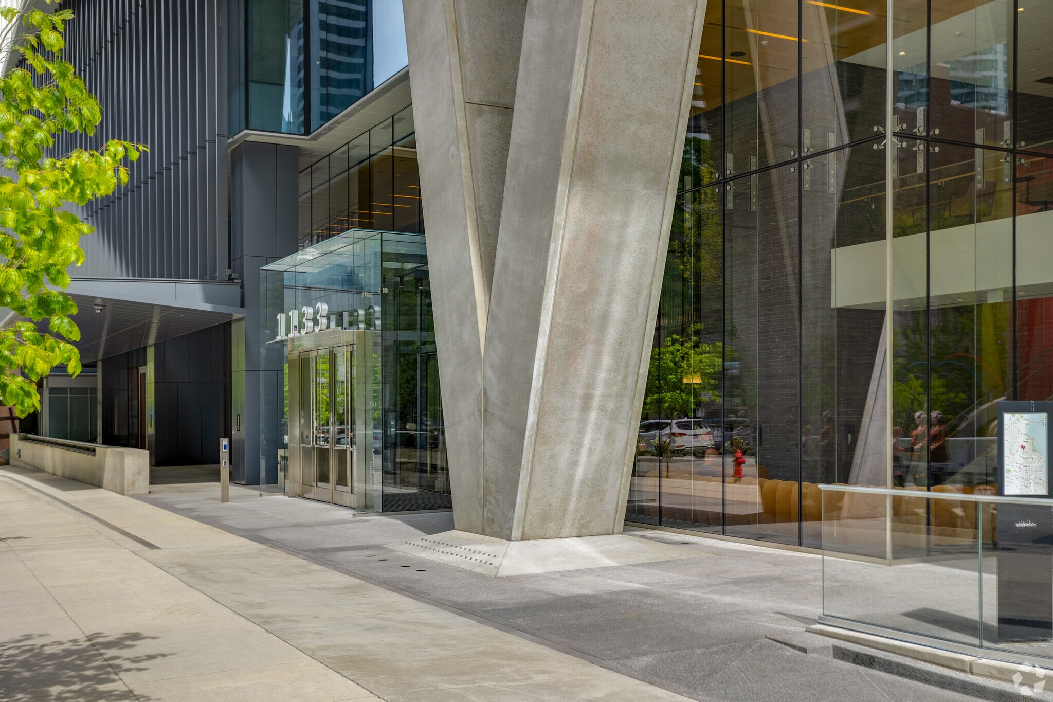 1133 Melville St, Vancouver, BC V6E 0A3 - The Stack | LoopNet Canada