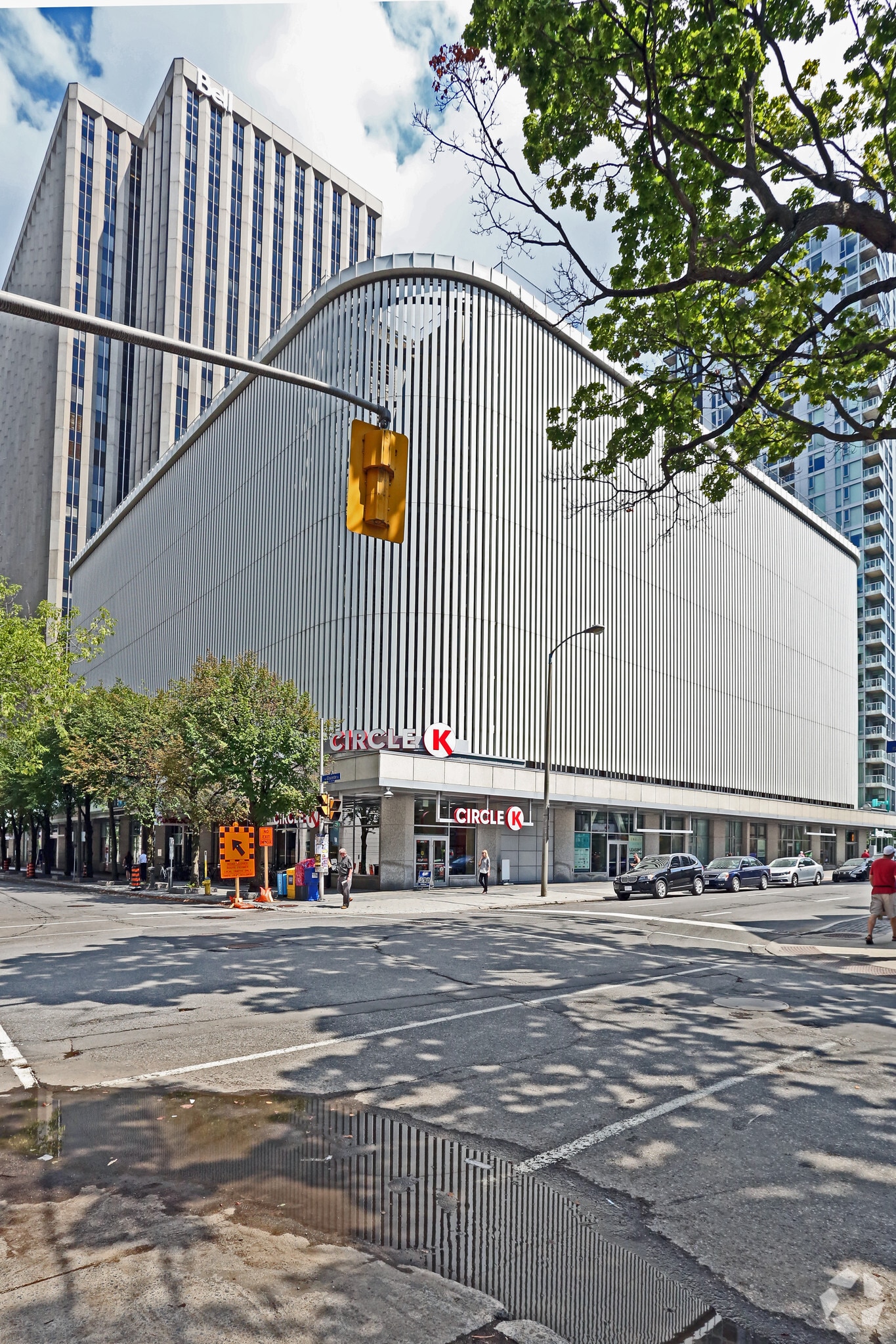 160 Elgin St, Ottawa, ON K2P 2P7 - One60 | LoopNet Canada