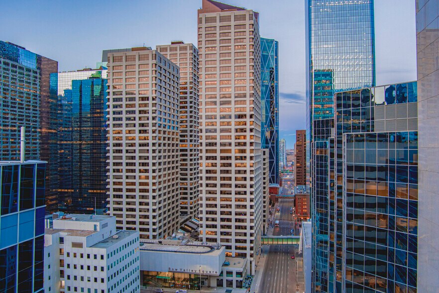 390 Bay St, Toronto, ON M5H 2Y2 - Office for Lease | LoopNet Canada