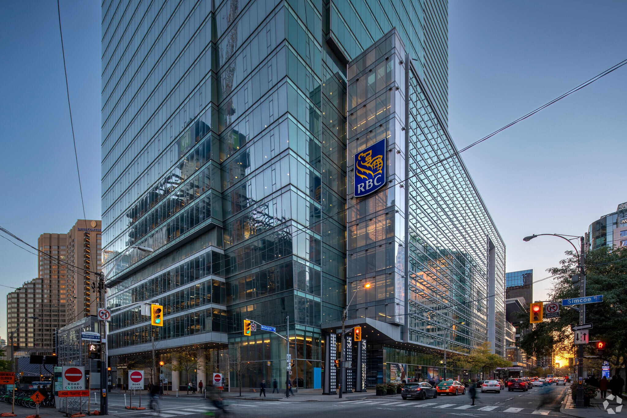 155 Wellington St W, Toronto, ON M5V 0C3 - RBC Centre | LoopNet Canada
