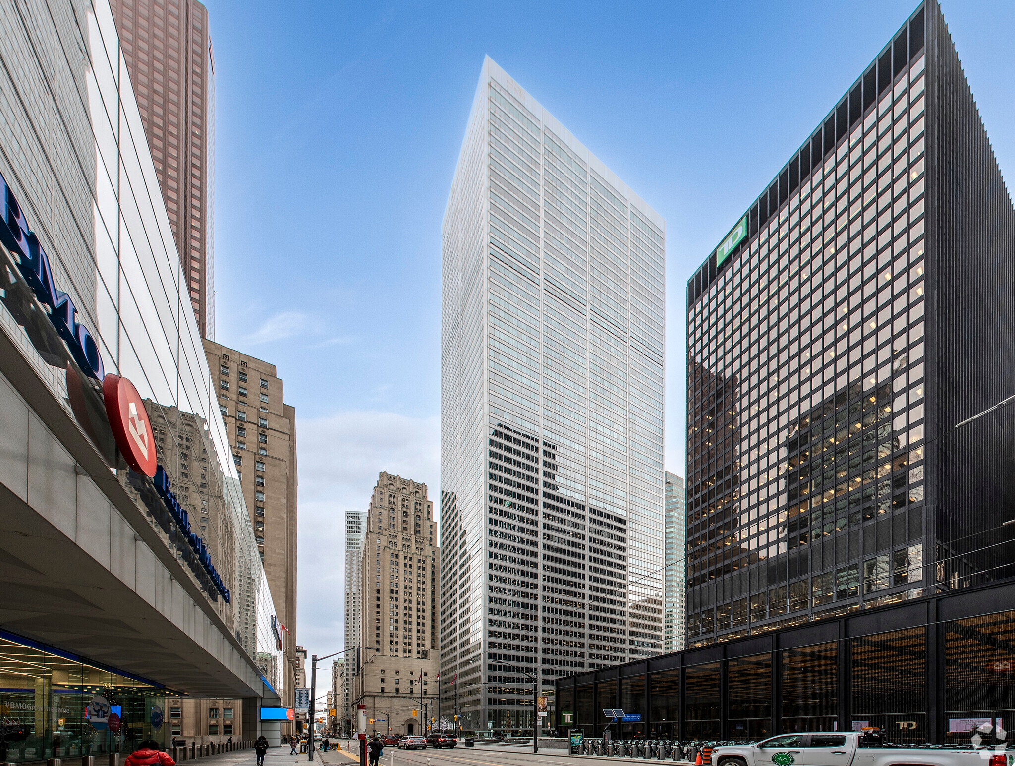 199 Bay St, Toronto, ON M5L 2A1 - Commerce Court West | LoopNet Canada