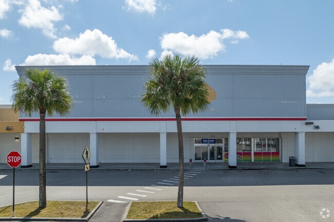 Commercial Properties for Lease in Miami/Dade County, FL | LoopNet.ca
