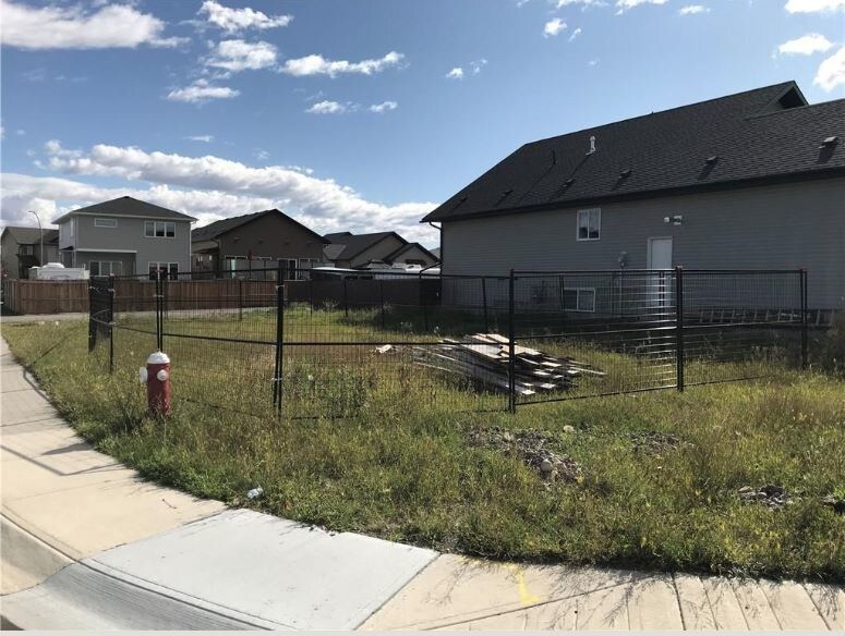 2239 High Country RI NW, High River, AB T1V 0E2 | LoopNet Canada