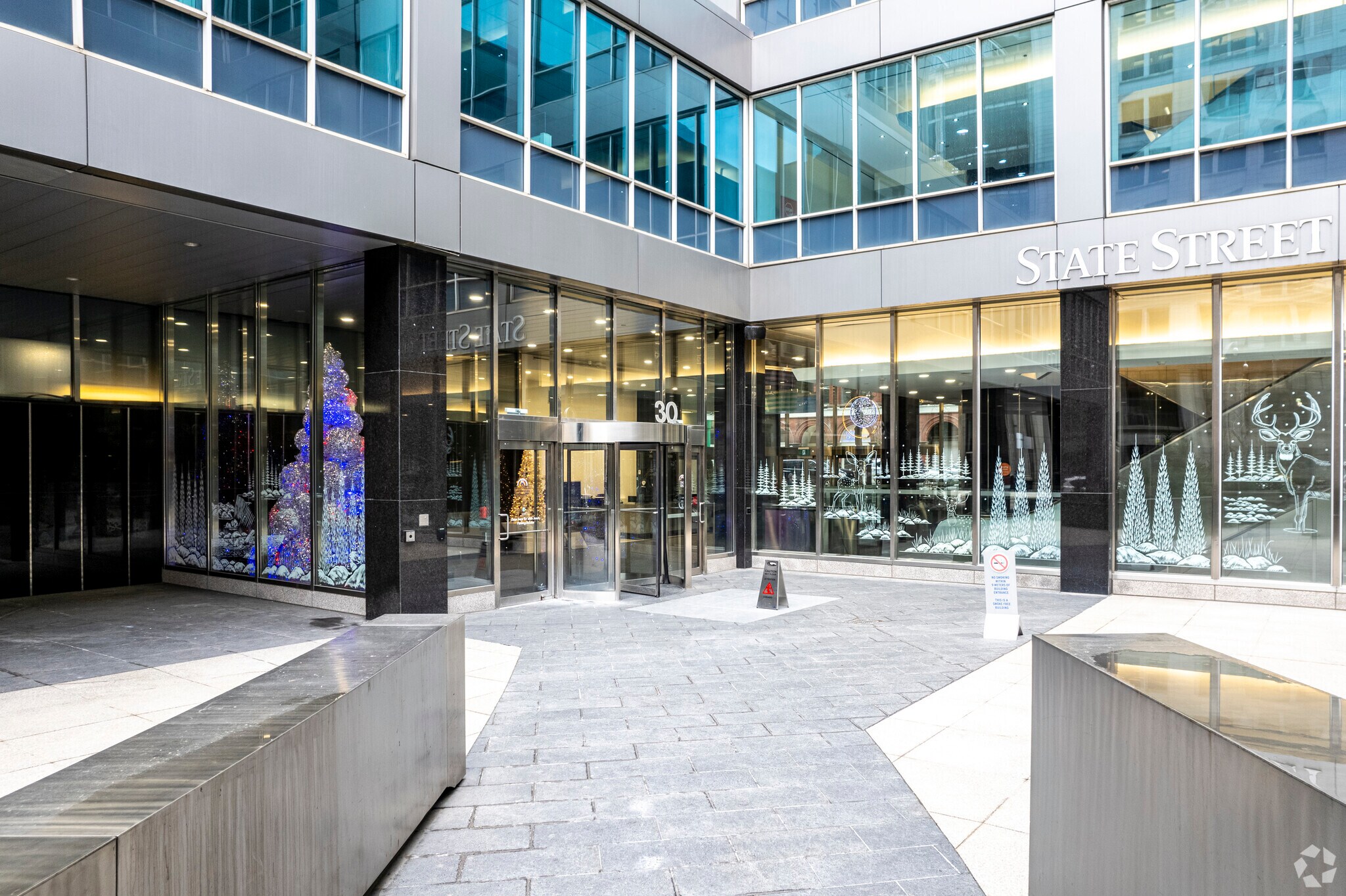 30 Adelaide St E, Toronto, ON M5C 3G6 - State Street Financial Centre ...