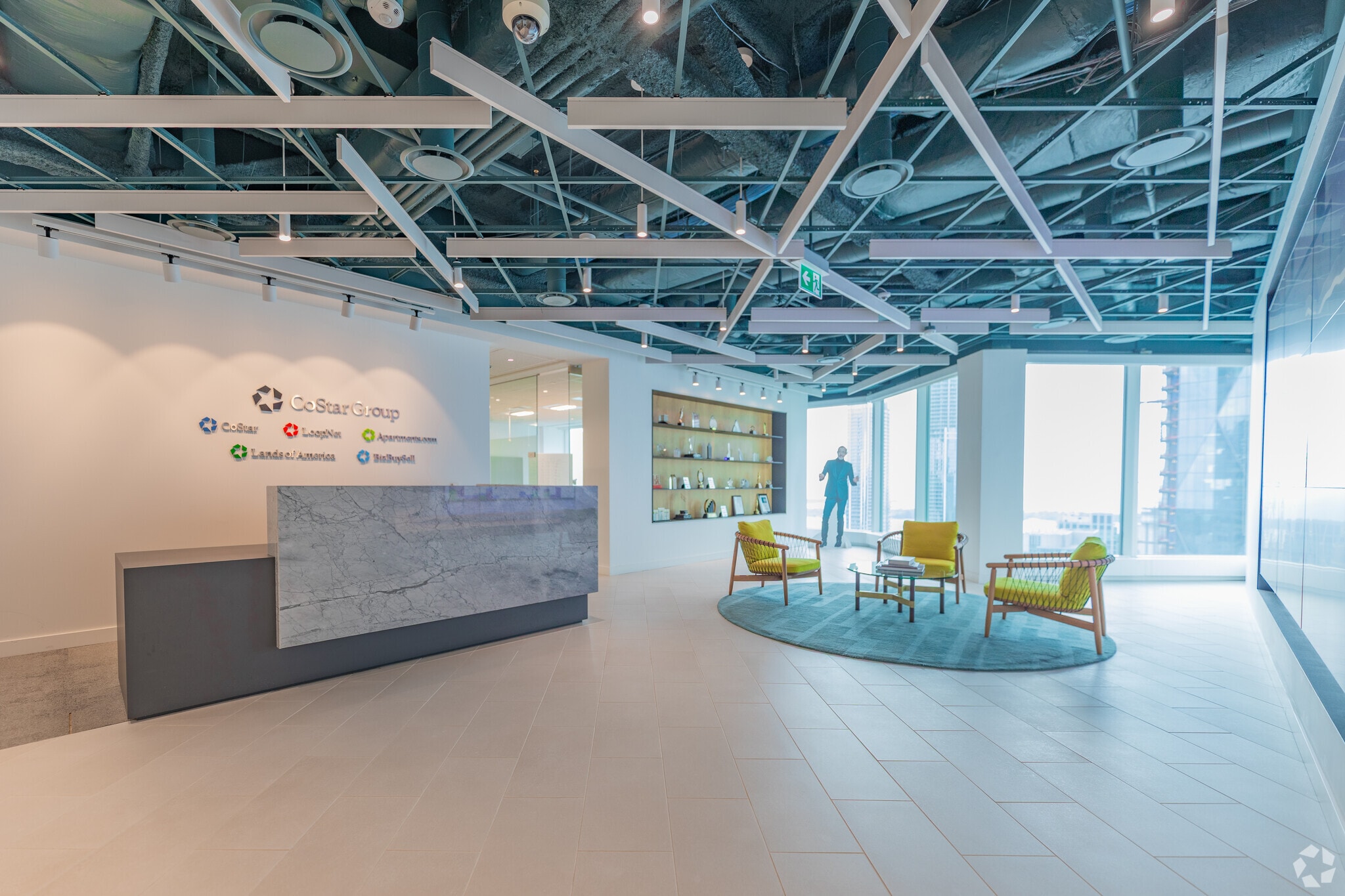 181 Bay St, Toronto, ON M5J 2T3 - Bay Wellington Tower | LoopNet Canada