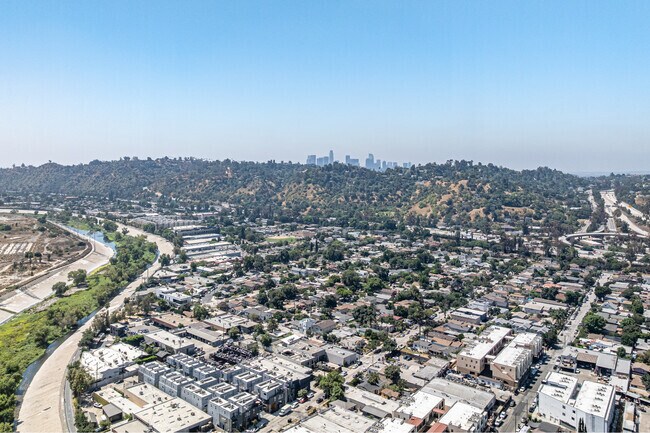 Commercial Properties for Sale in Los Angeles County, CA | LoopNet.ca
