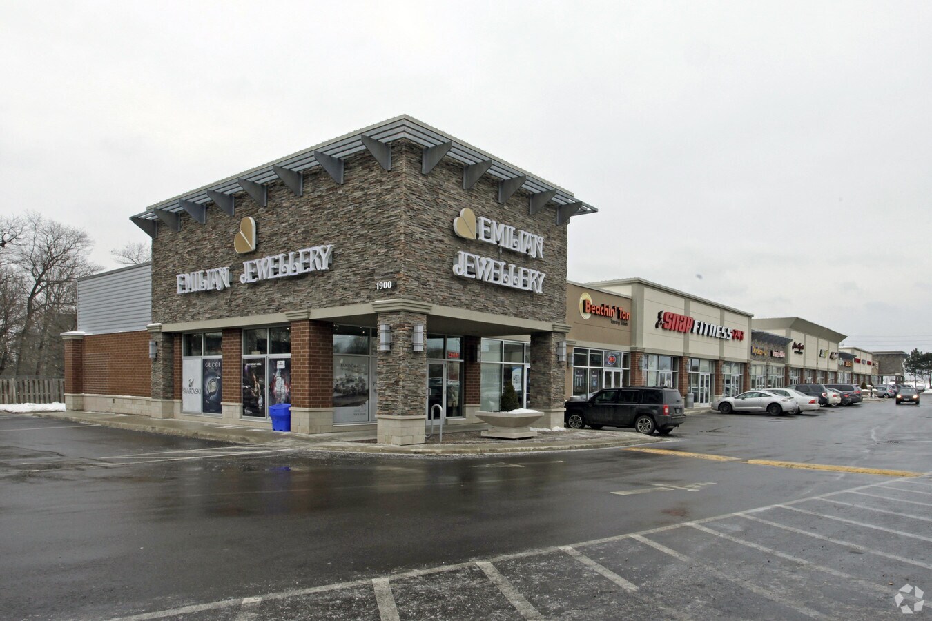 1900 Fowler Dr, Mississauga, ON L5V 0A2 | LoopNet Canada