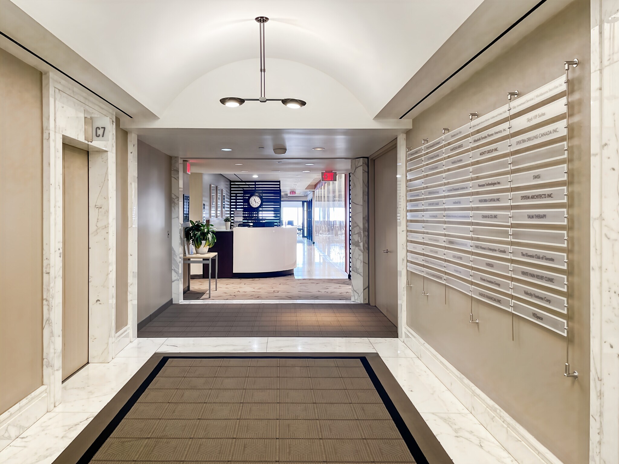 100 King St W, Toronto, ON M5X 1C9 - First Canadian Place | LoopNet Canada
