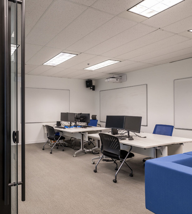5000 Yonge St, Toronto, ON M2N 7E9 - Ivari Tower | LoopNet Canada