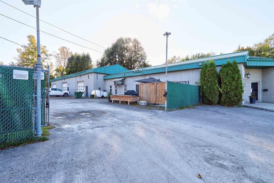 680 Av Jean-Demers, Bécancour, QC G9H 3A3 - Industrial for Lease ...