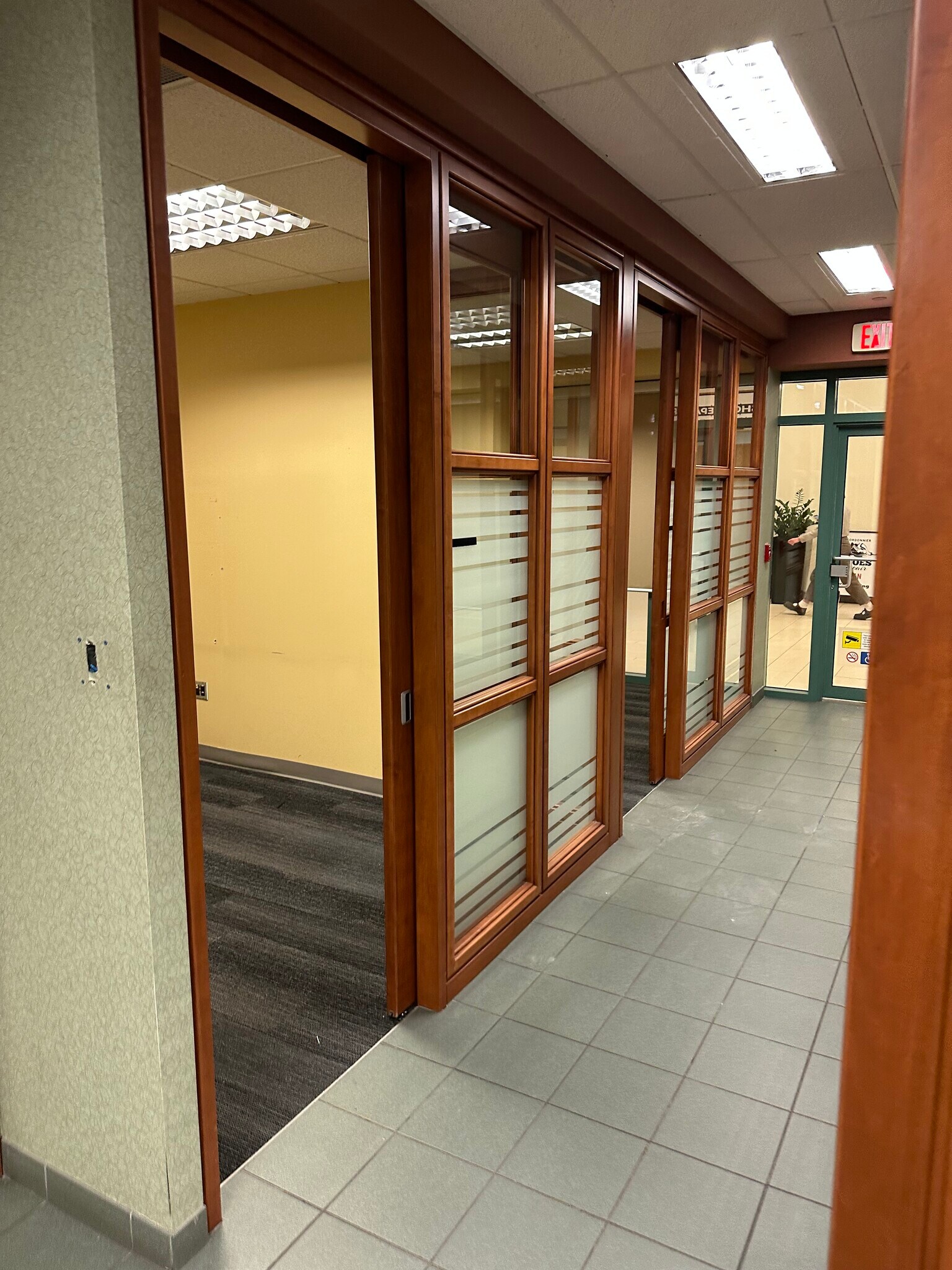 180 Kent St, Ottawa, ON K2P 0B6 - Minto Place | LoopNet Canada