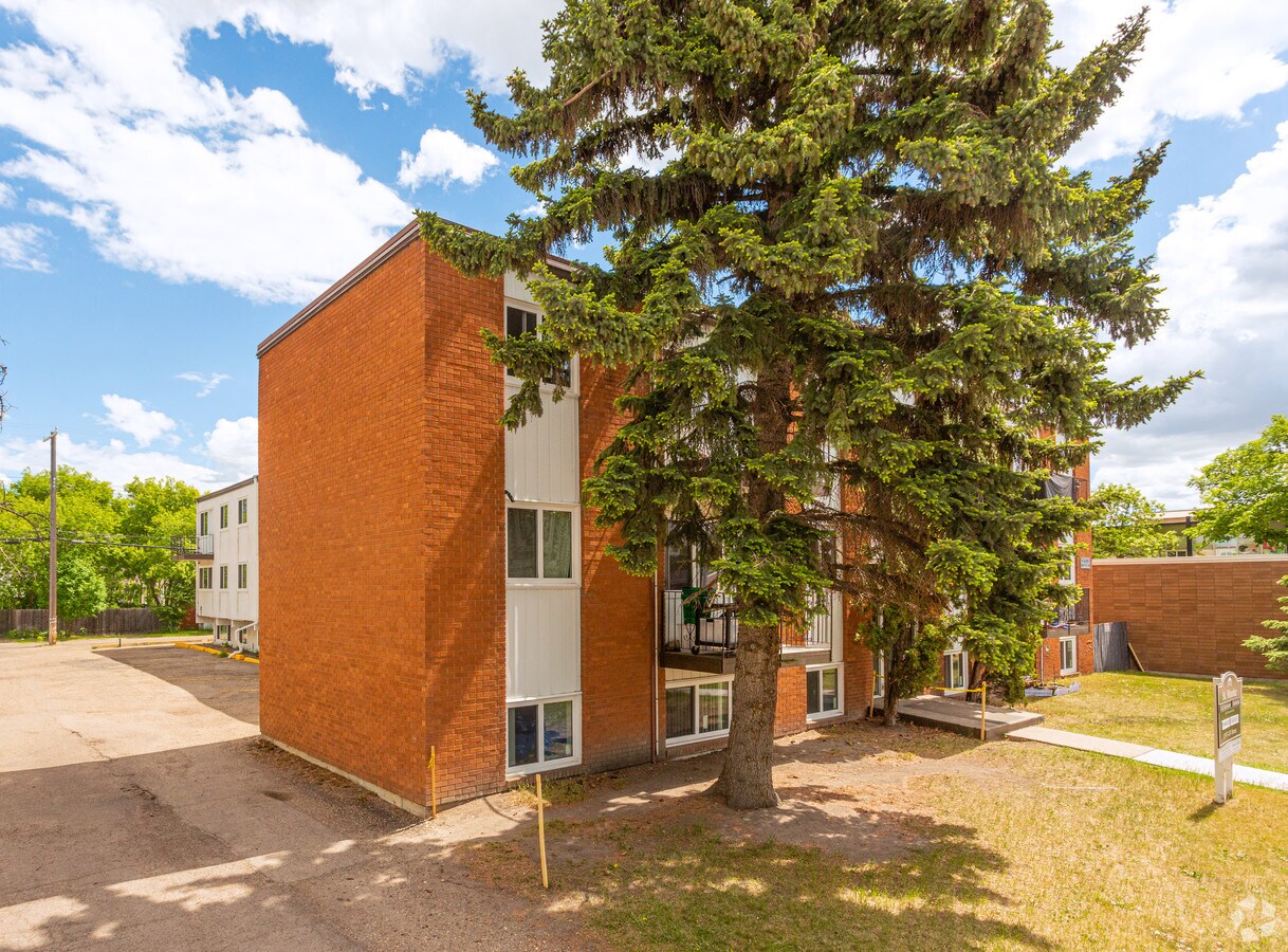 11507 124 St, Edmonton, AB T5M 0K5 | LoopNet Canada