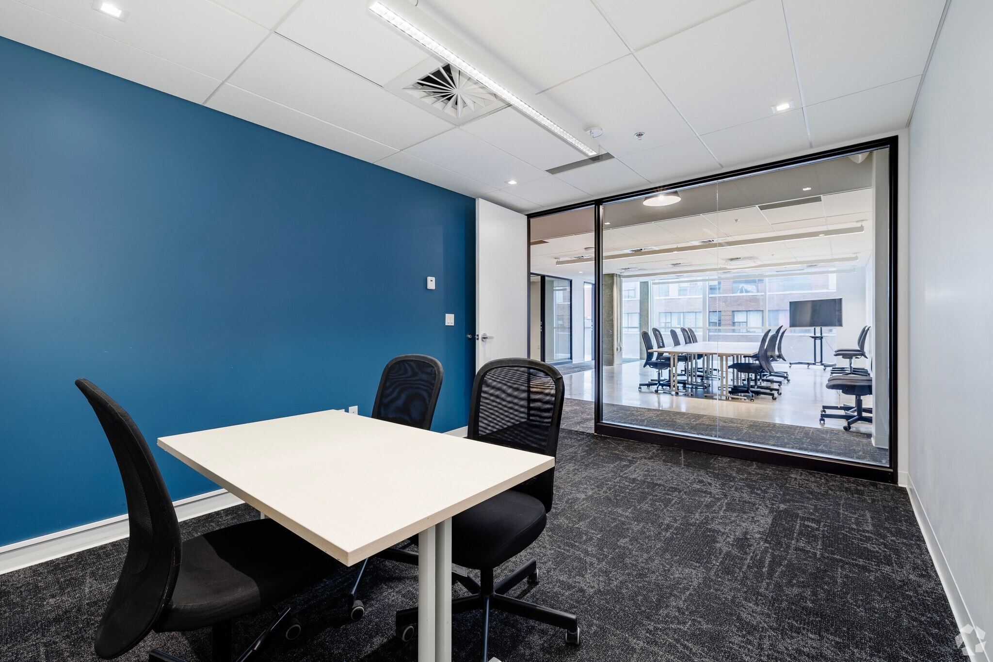 7236 St Waverly, Montréal, QC H2R 0C2 - Espaces Waverly | LoopNet Canada