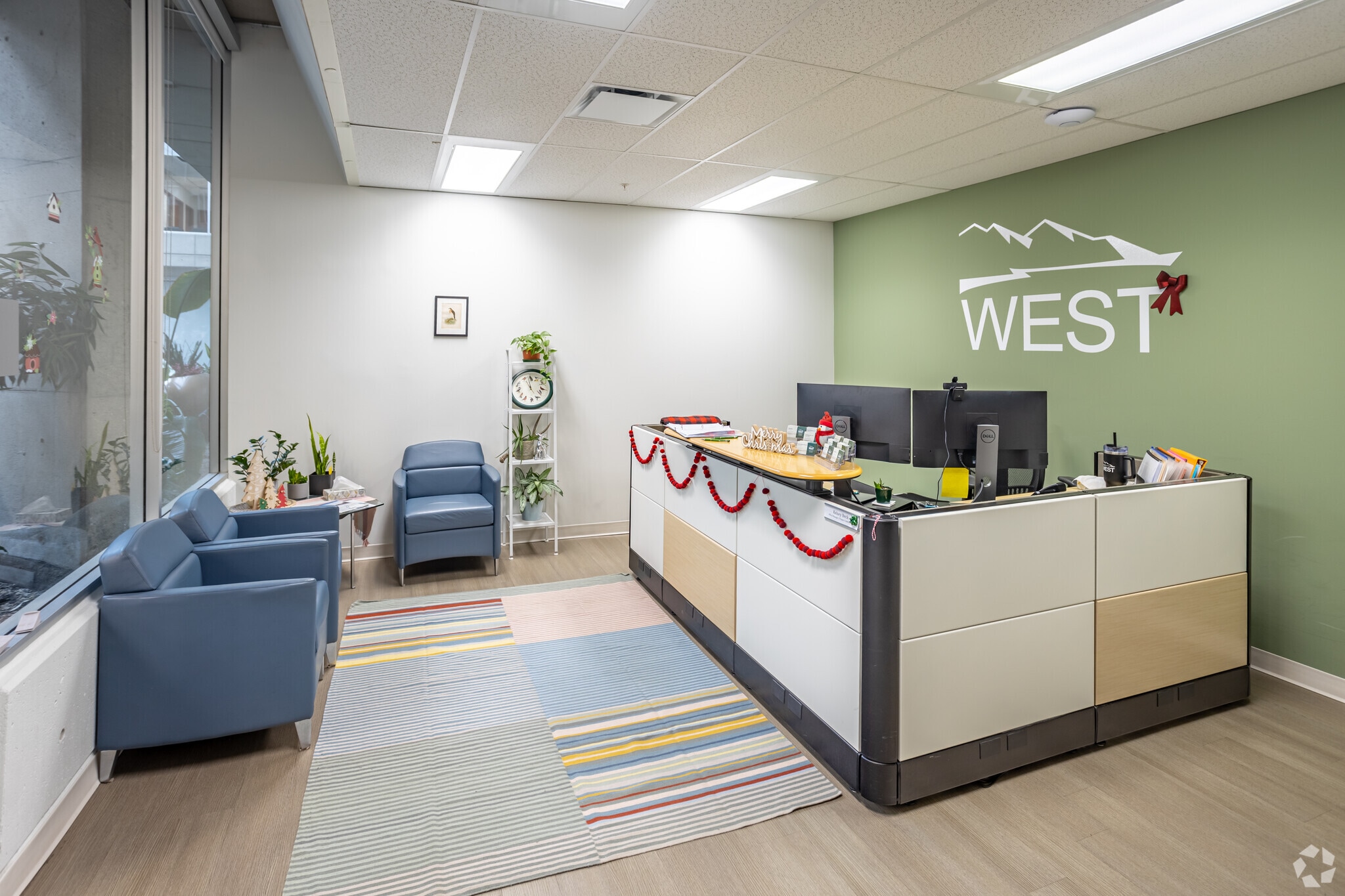 6715 8th St NE, Calgary, AB T2E 7H7 - Deerfoot Atria South | LoopNet Canada