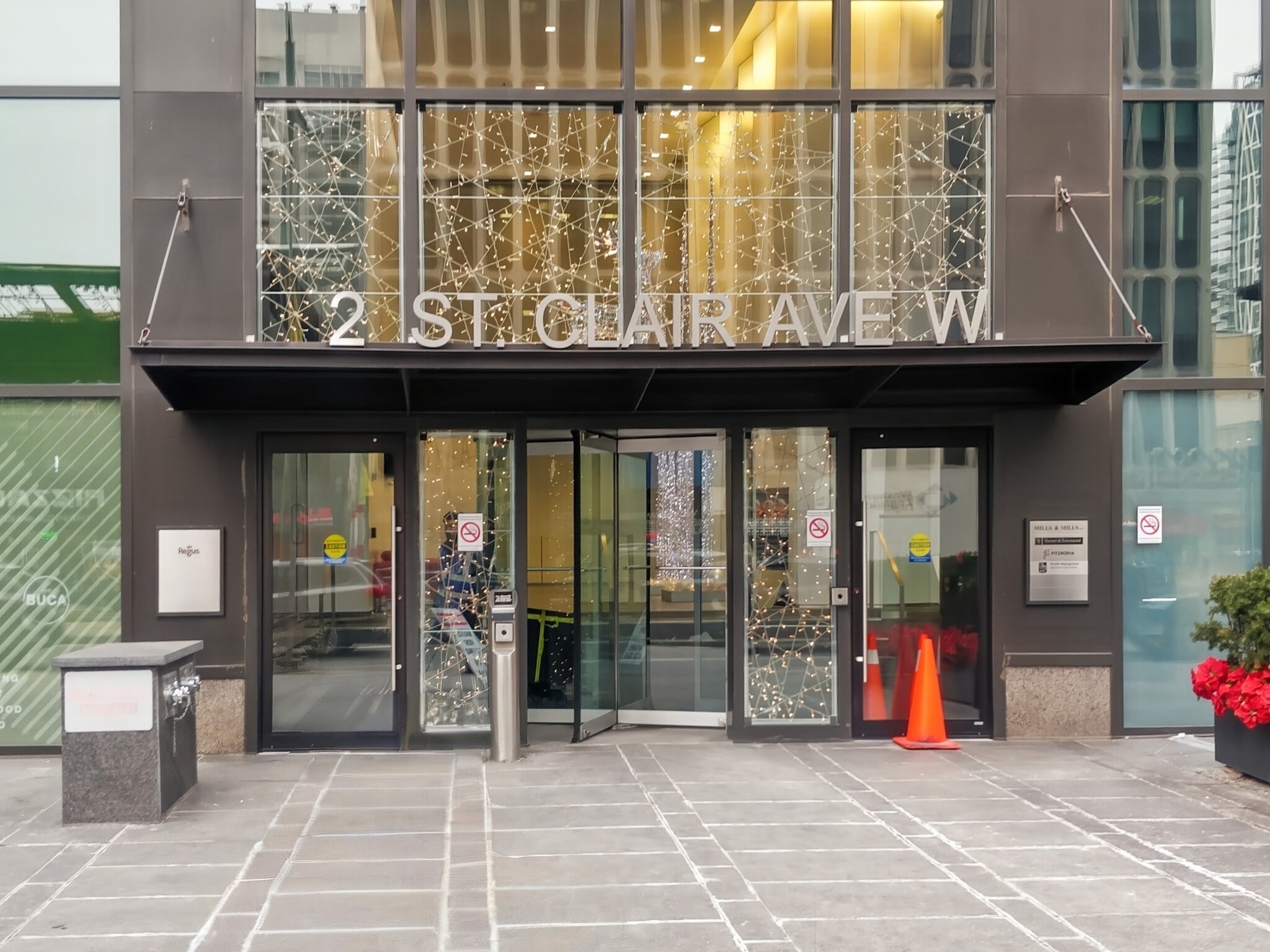 2 St Clair Ave E, Toronto, ON M4T 1L7 - Office for Lease | LoopNet Canada