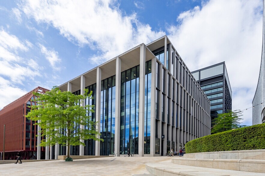 100 King St W, Toronto, ON M5X 1C9 - First Canadian Place | LoopNet Canada