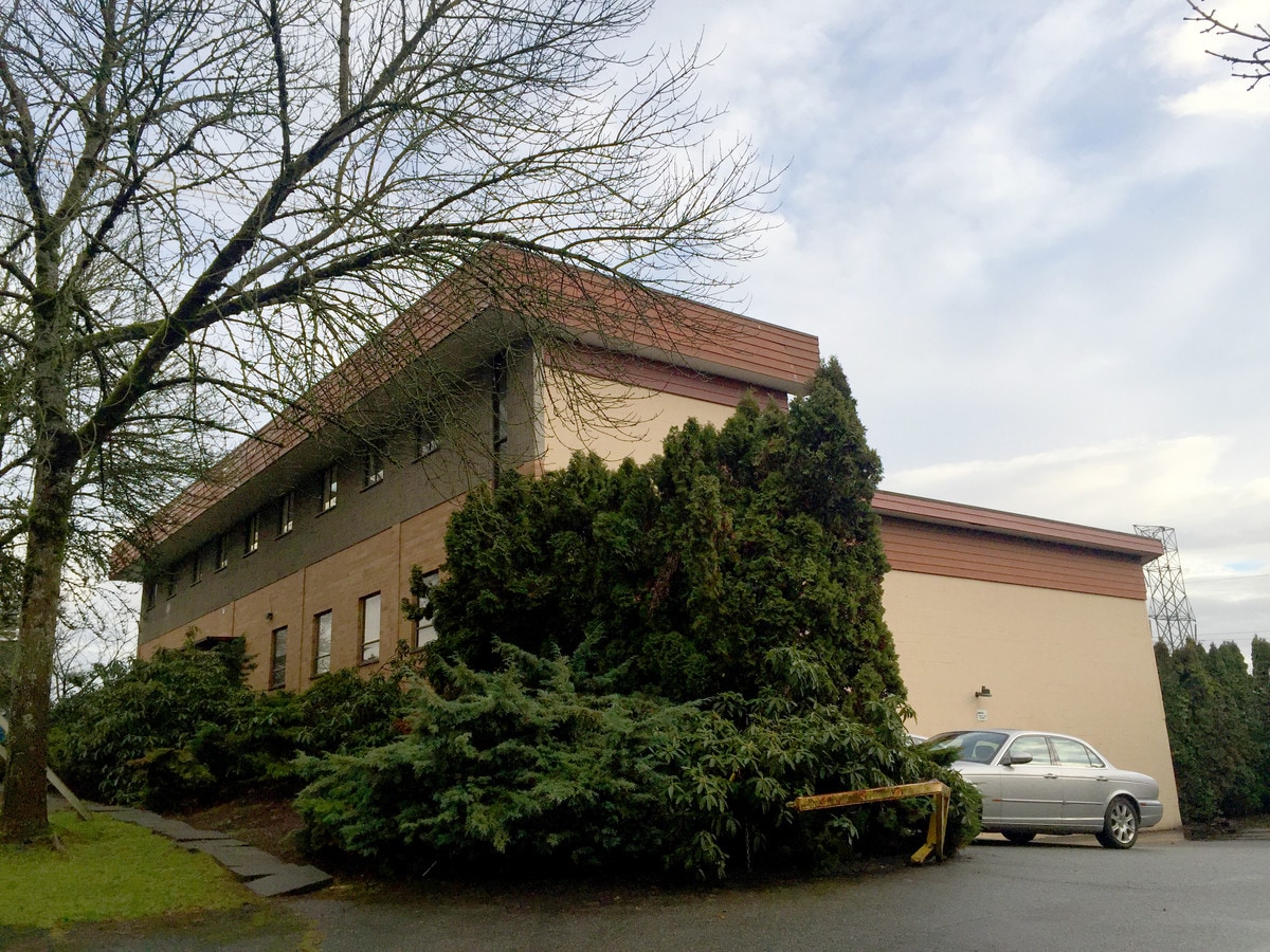 4410 Juneau St, Burnaby, BC V5C 4C8 | LoopNet Canada